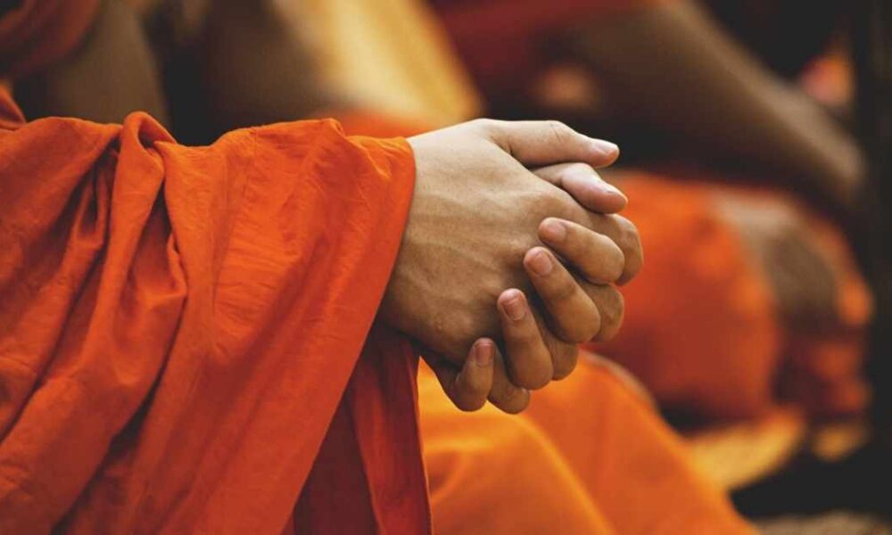 The 10 Rituals of Radiant Living By Robin Sharma - Lifegram