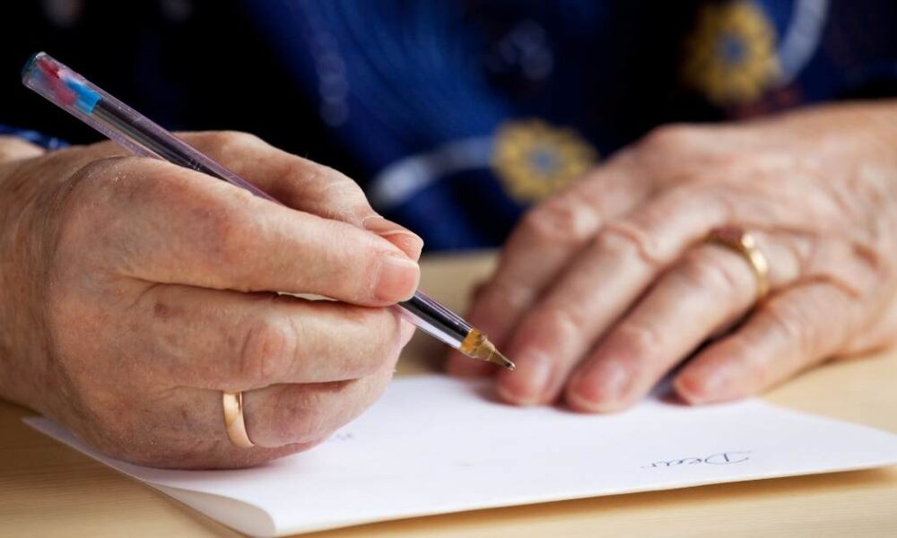 5 Easy Steps To Write A Letter To Your Inner Self - LIFEGRAM - Live ...