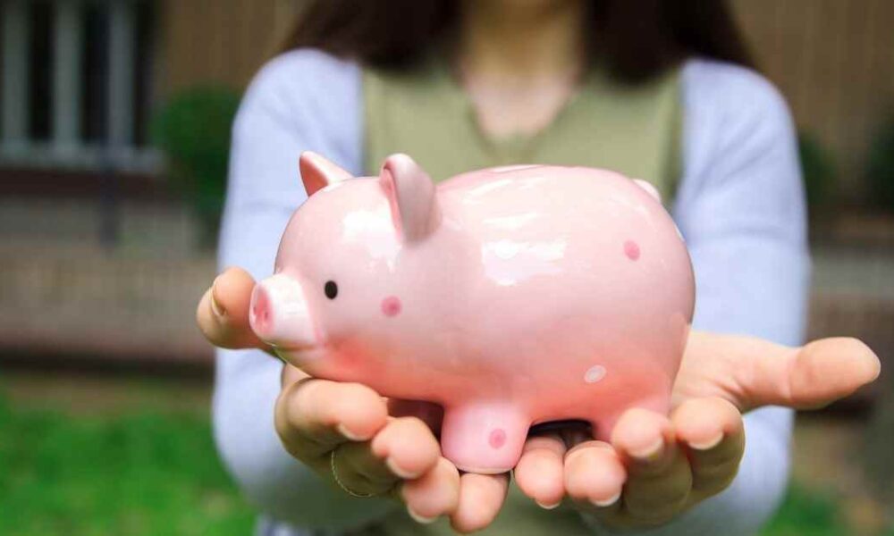 7 Best Financial Habits to Adopt to Boost Your Wealth